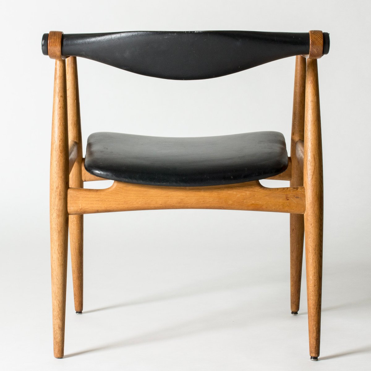 Yoke Chair by Hans J. Wegner, 1960s for sale at Pamono