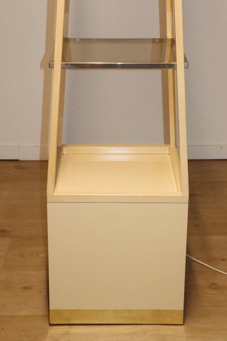 Illuminating Pyramid Shelf in Metal and Lacquered Wood, 1970s for sale ...