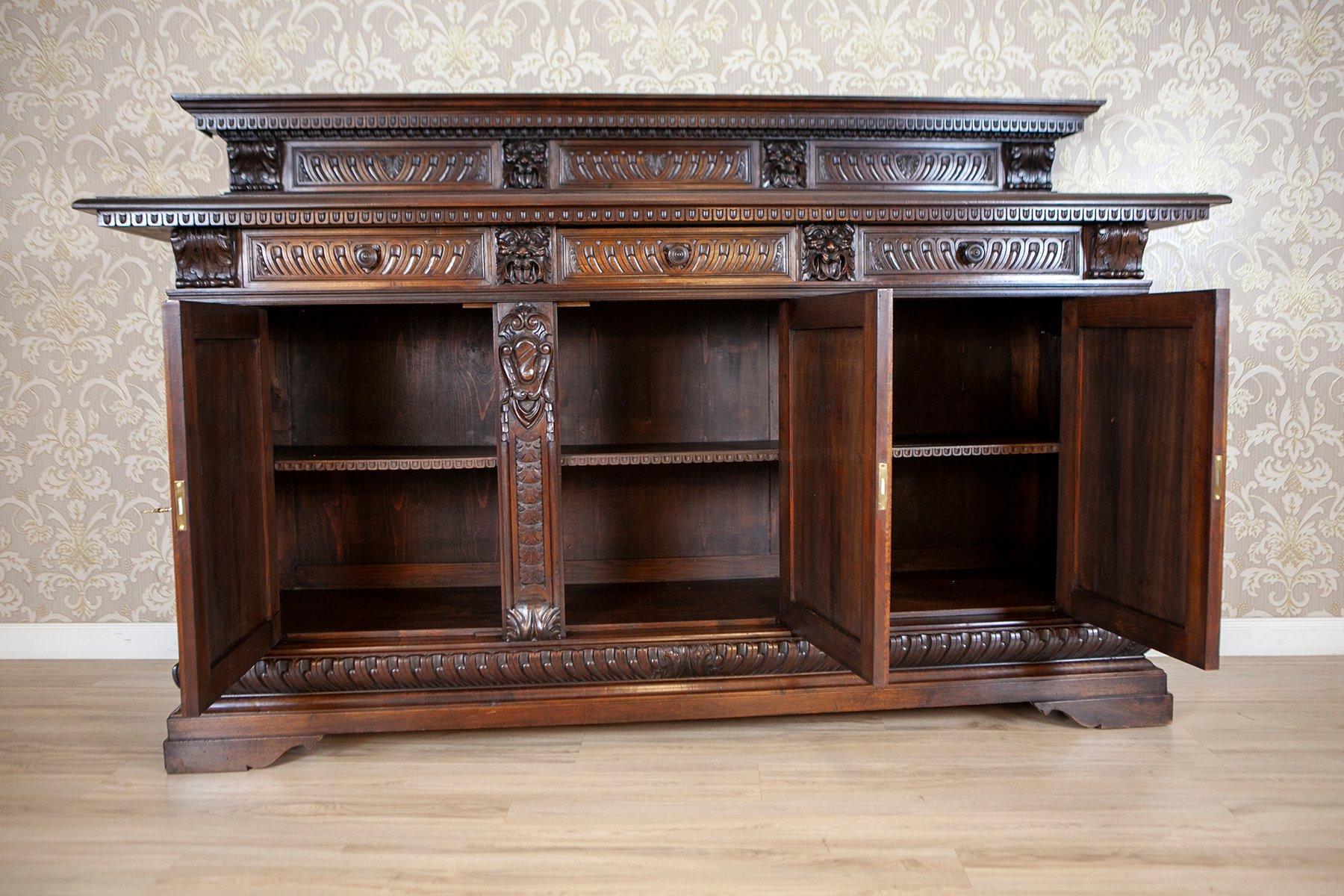 Renaissance Revival Sideboard in Oak for sale at Pamono