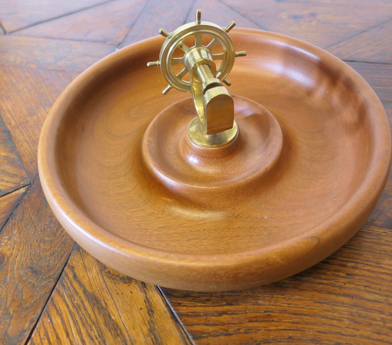 Large Table Top Treen Nut Cracker Dish, 1950s for sale at Pamono