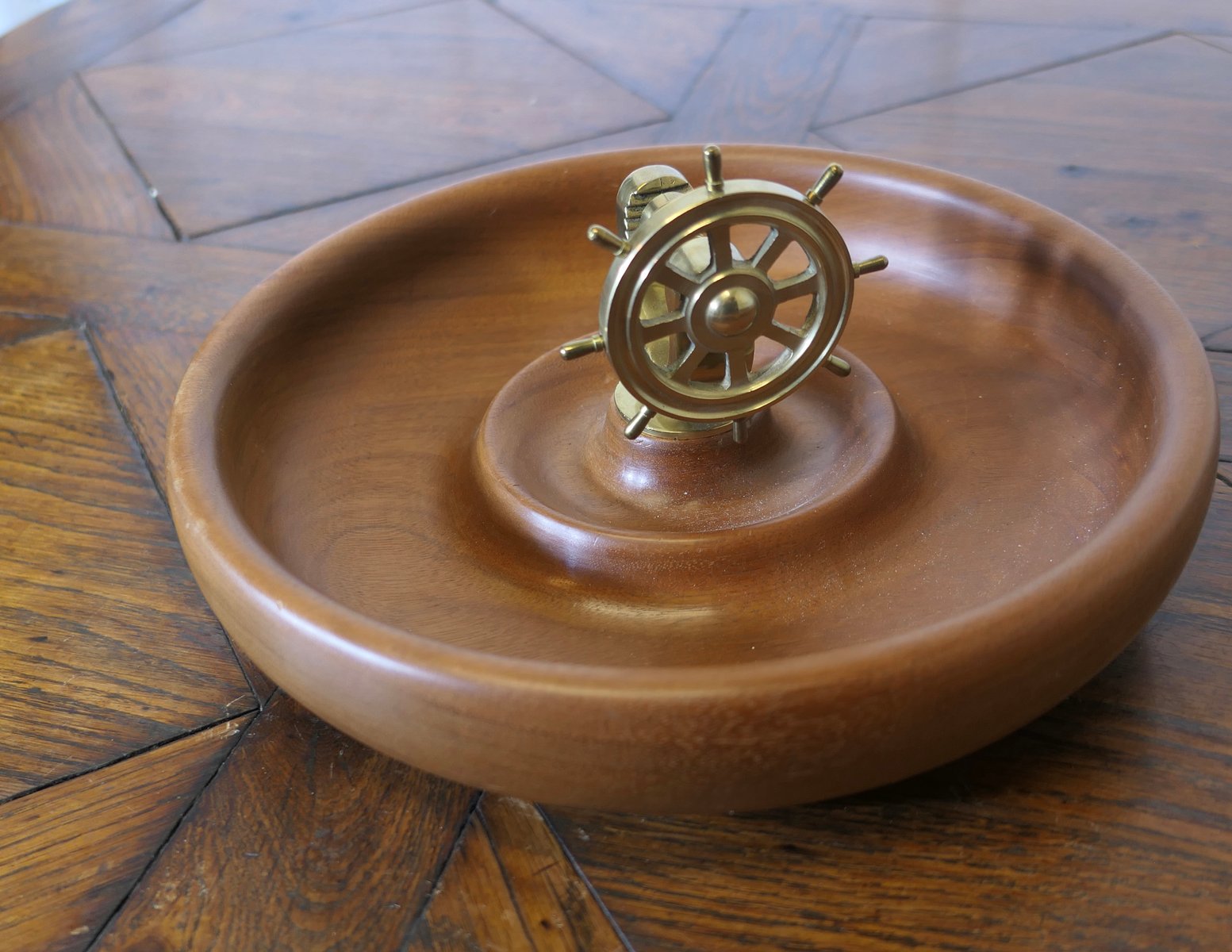 Large Table Top Treen Nut Cracker Dish, 1950s for sale at Pamono