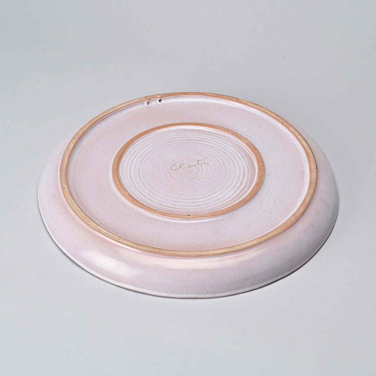 Round Ceramic Dish by Robert & Jean Cloutier, 1960s for sale at Pamono