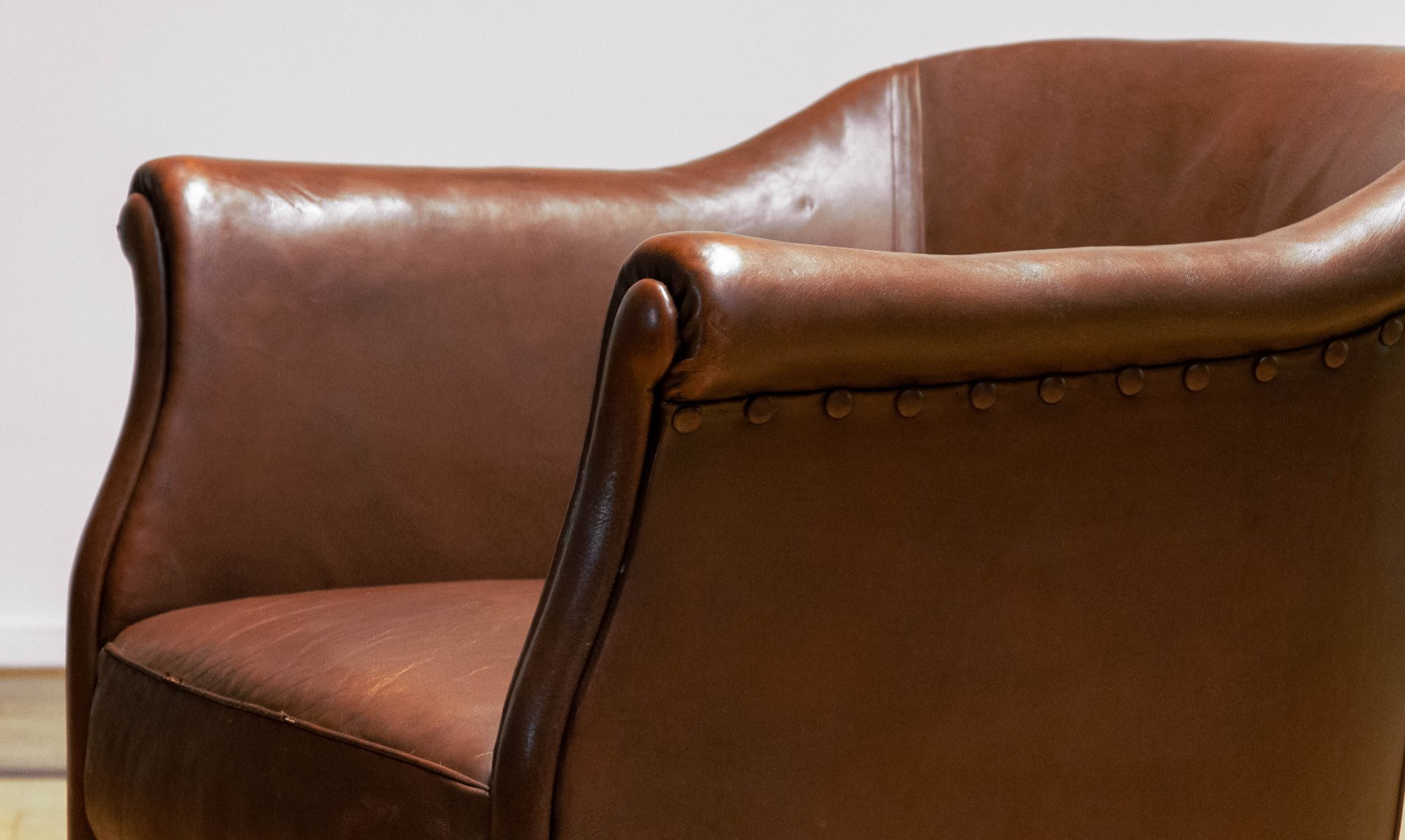 Antique Swedish Leather Lounge Chair, 1890s for sale at Pamono