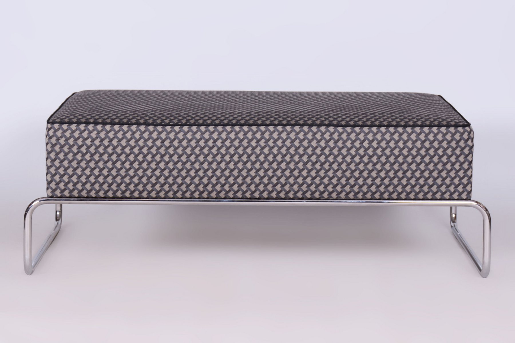 Bauhaus Ottoman in Chrome, 1930s for sale at Pamono