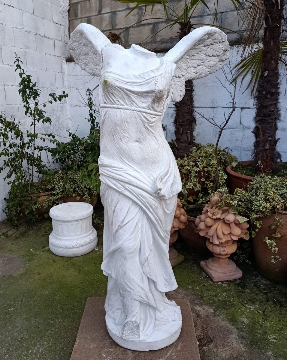 Large Nike Sculpture, 1950 for sale at Pamono