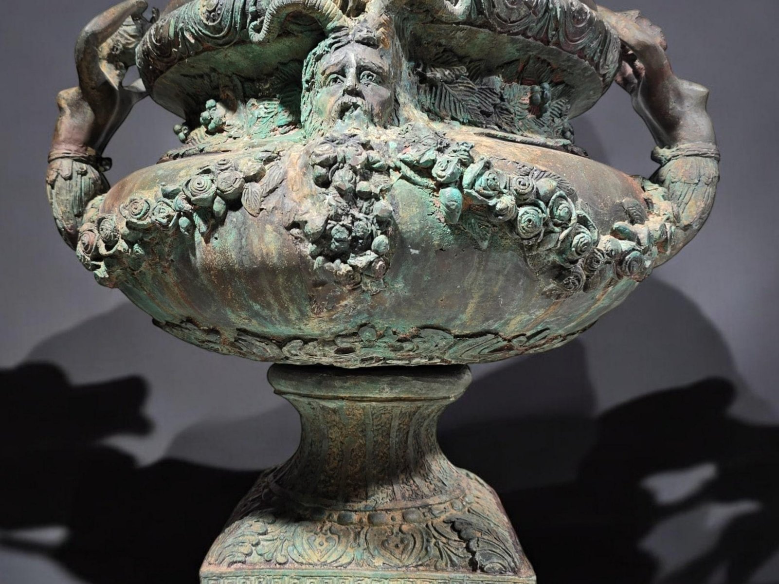 Large Bronze Planters by the Palace of Versailles, 1920, Set of 2 for ...