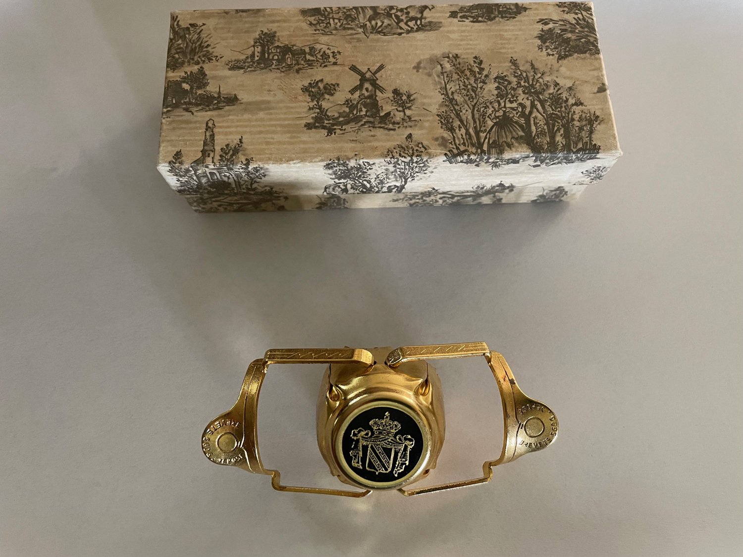 Gold Brass Bouchon Champagne Stopper, 1960s for sale at Pamono
