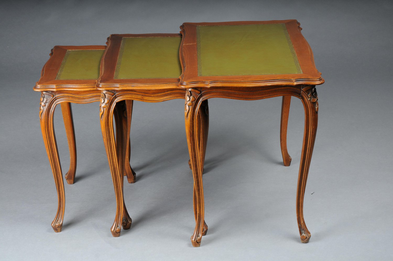 Rococo Side Tables, England, Set of 3 for sale at Pamono