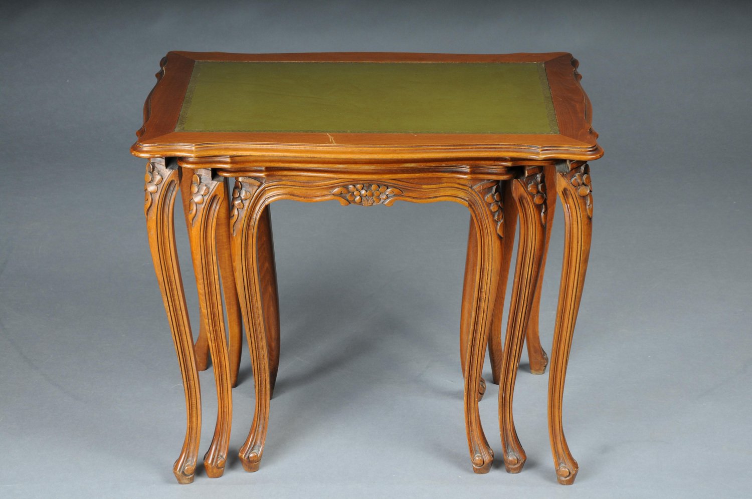 Rococo Side Tables, England, Set of 3 for sale at Pamono