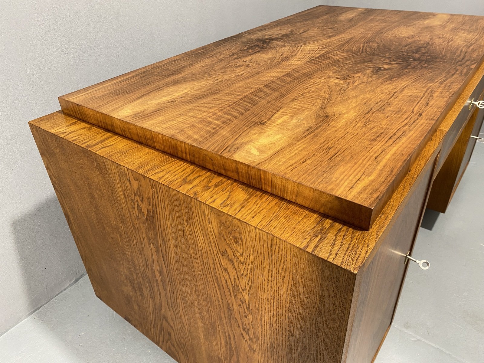 Art Deco Writing Desk, Central Europe, 1930 for sale at Pamono