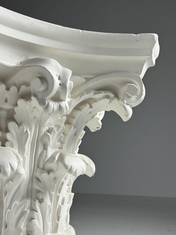 Vintage Plaster Column for sale at Pamono