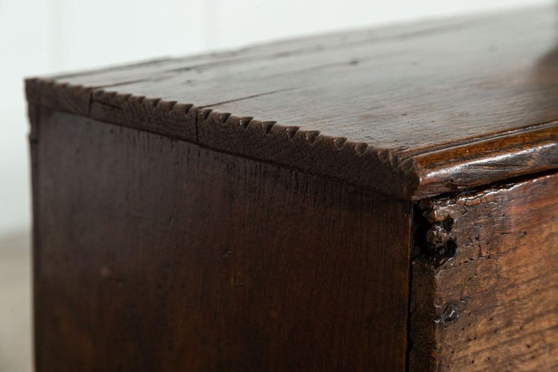 English 17th Century Oak Marriage Coffer Chest, 1690 for sale at Pamono