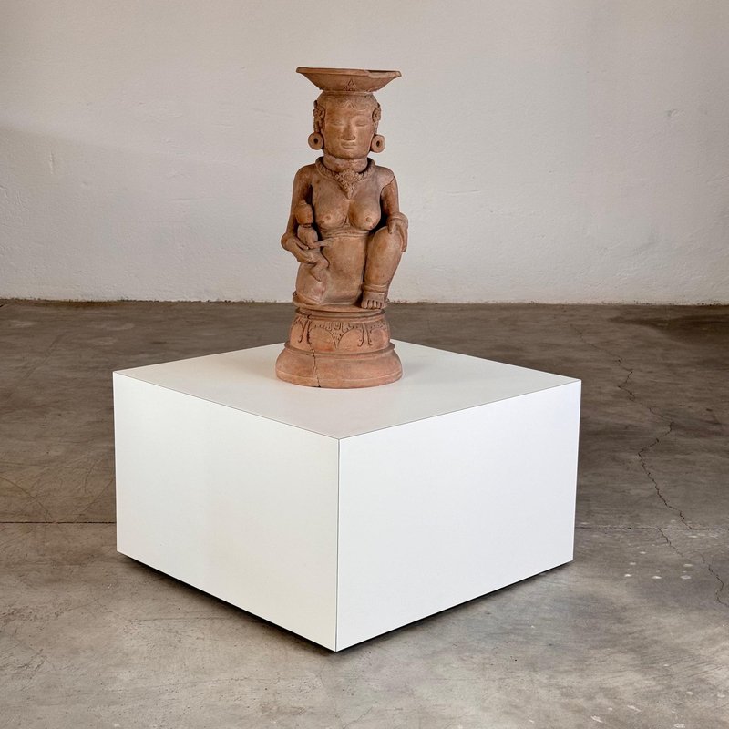 Antique Majapahit Terracotta Handmaiden Figure, 1500 for sale at Pamono