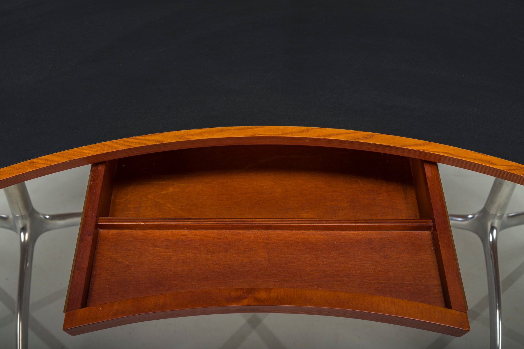 Model 909 Tree Table Desk attributed to Paolo Rizzatto for Alias, Italy ...