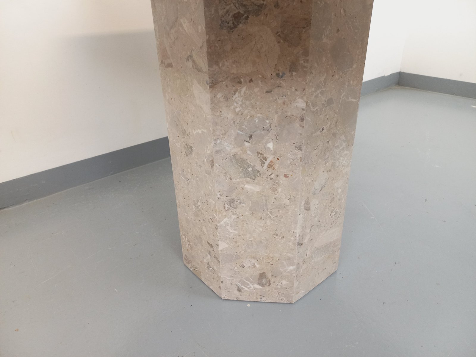 Vintage Octagonal Marble Dining Table, 1970s for sale at Pamono