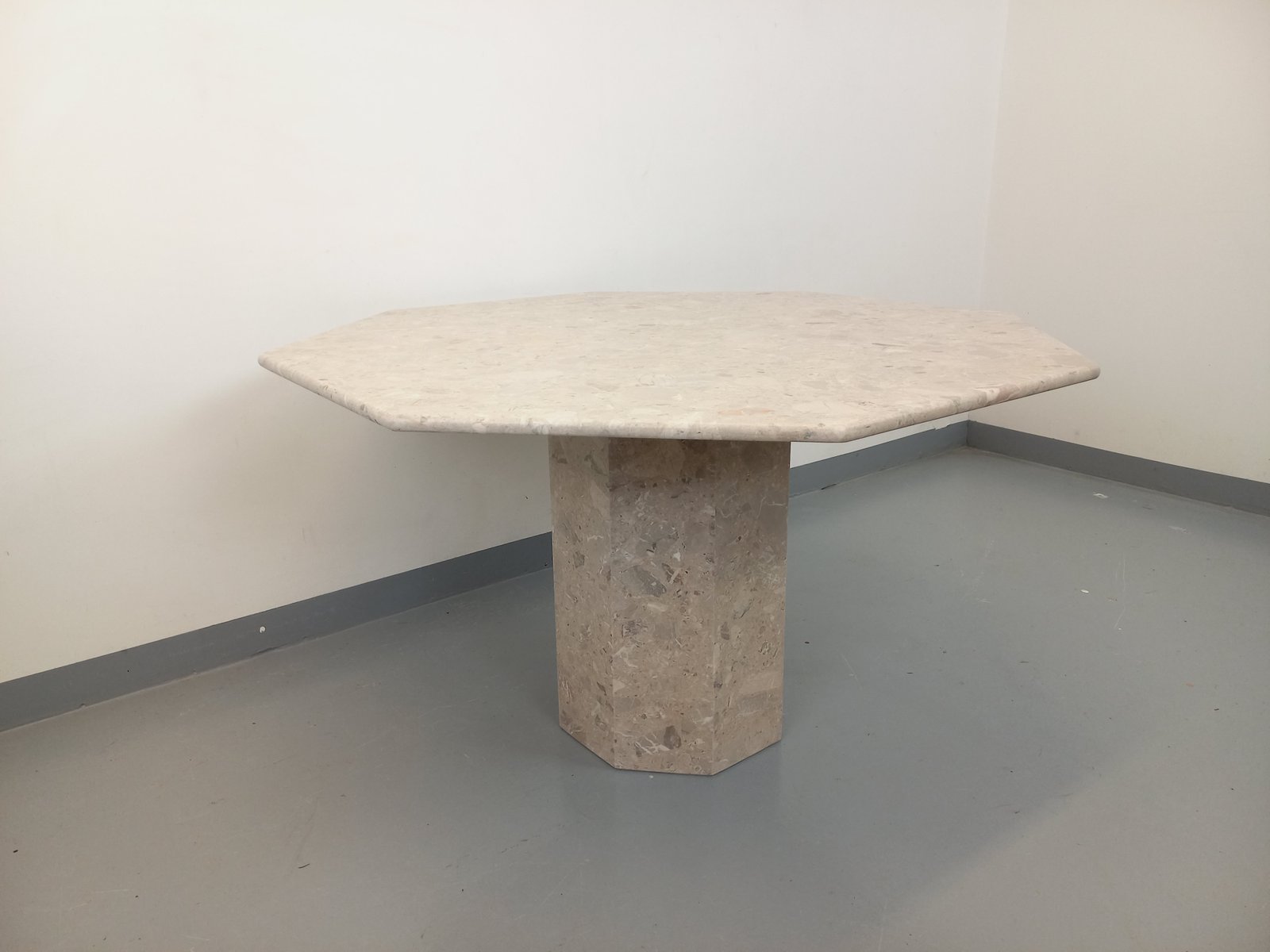 Vintage Octagonal Marble Dining Table, 1970s for sale at Pamono