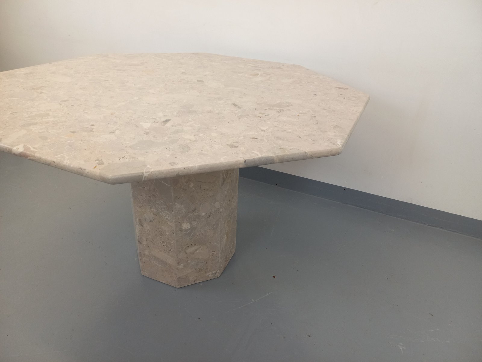 Vintage Octagonal Marble Dining Table, 1970s for sale at Pamono
