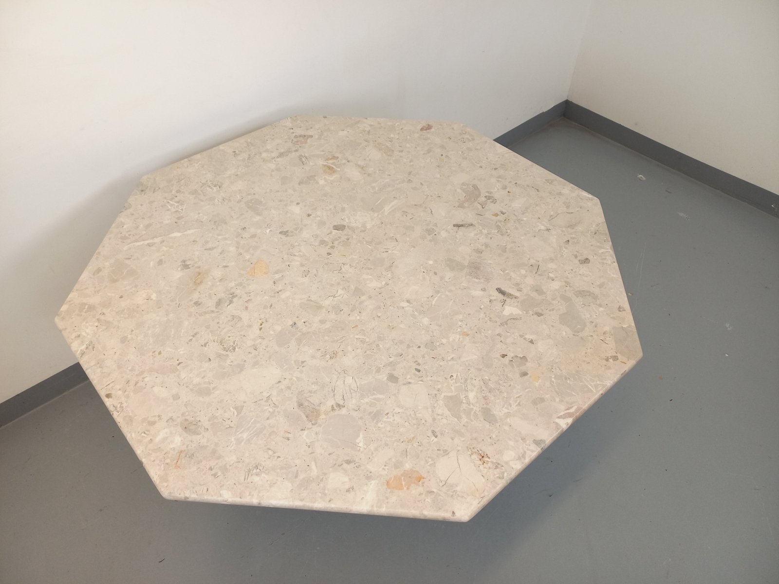 Vintage Octagonal Marble Dining Table, 1970s for sale at Pamono