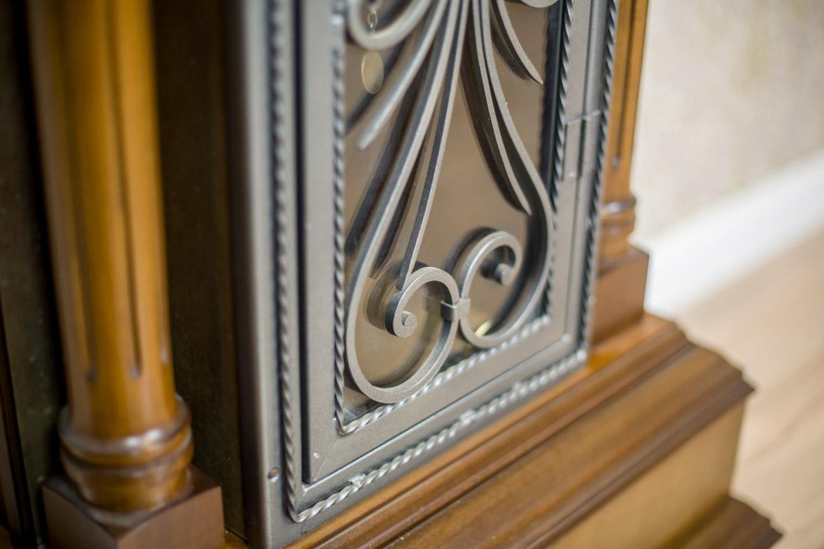 Vintage Tempus Fugit Grandfather Clock with Chime, 1985 for sale at Pamono