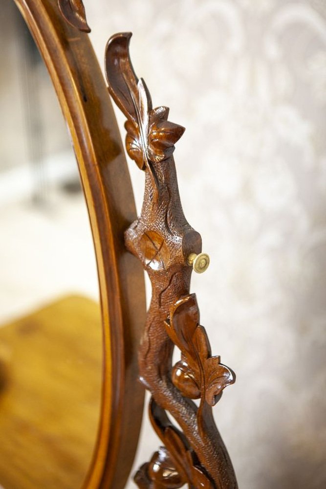 Antique Louis Philippe Vanity Table in Walnut, 1890s for sale at Pamono