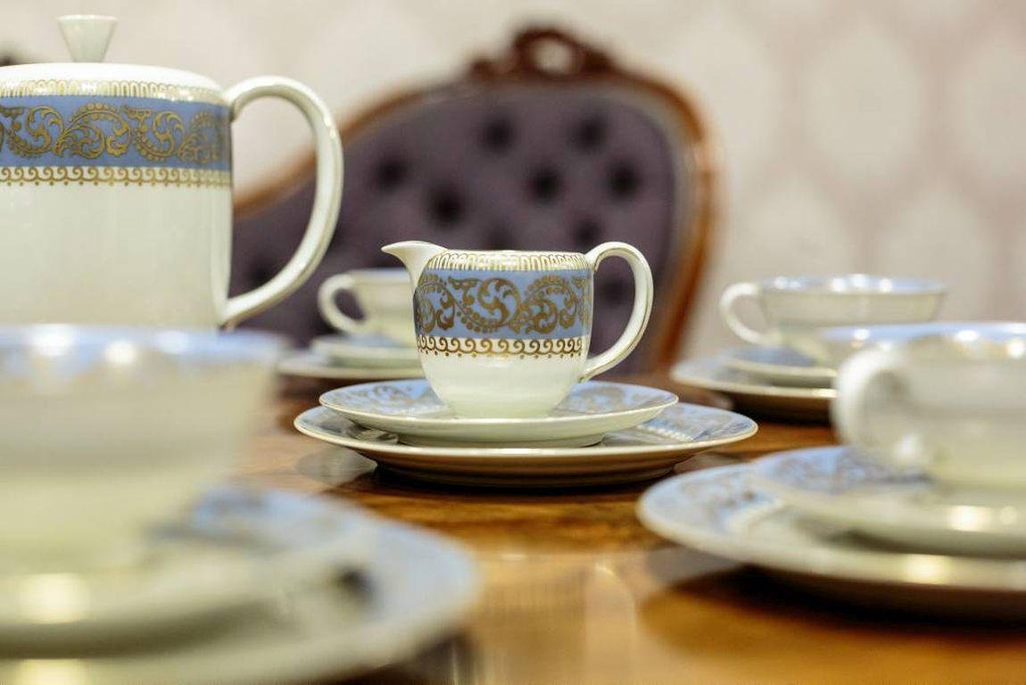 Vintage Porcelain Tea Service, 1950s for sale at Pamono