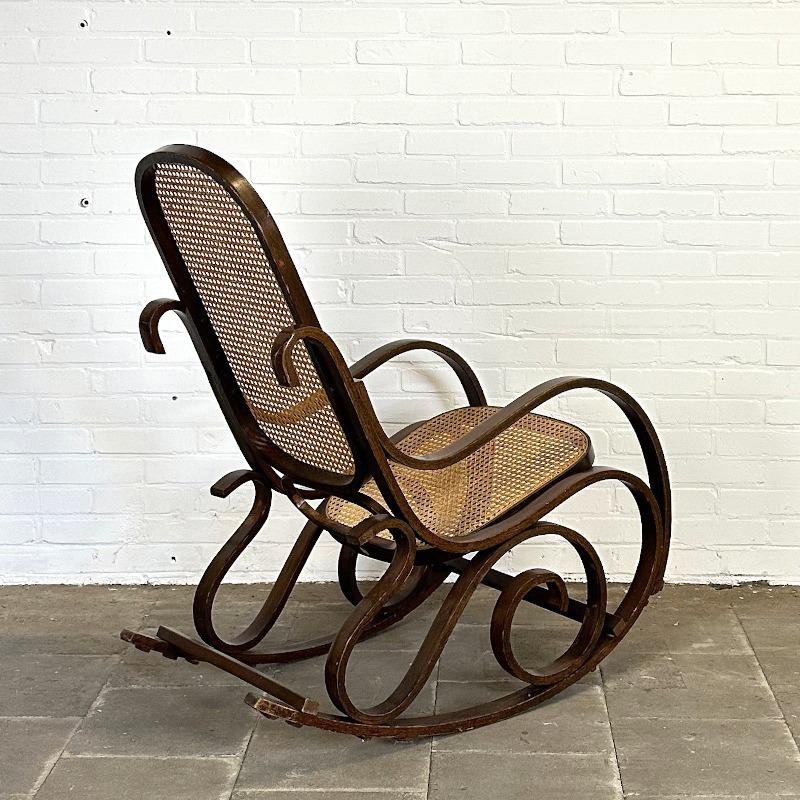 Vintage Brown Rocking Chair style of Michael Thonet for sale at Pamono