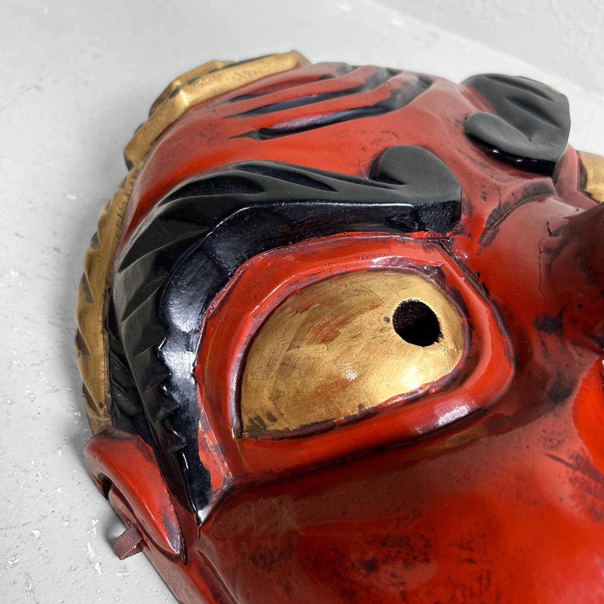 Traditional Wooden Tengu Mask, 1950s for sale at Pamono