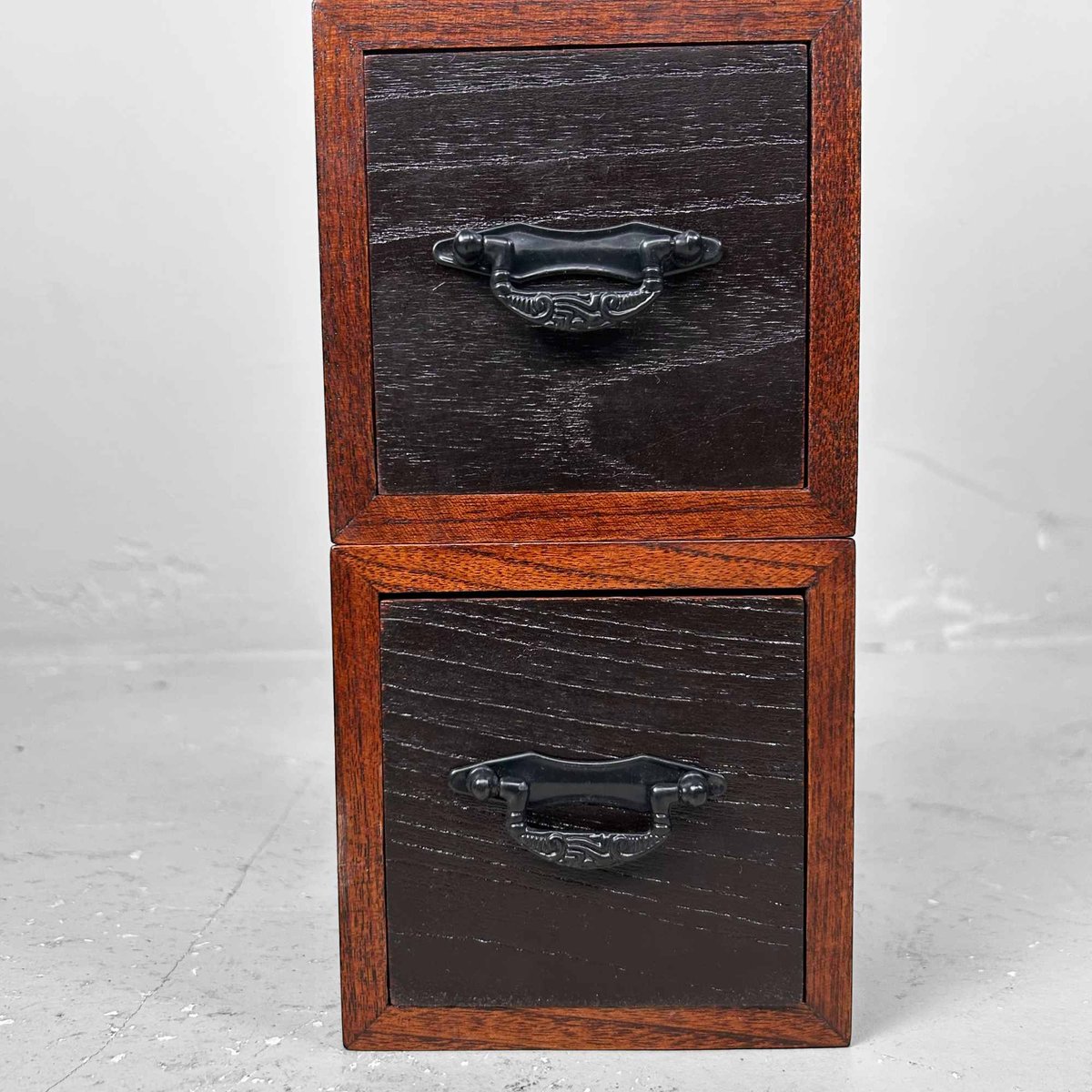 Small Japanese Shōwa Modular Drawer Cabinet, 1970s for sale at Pamono