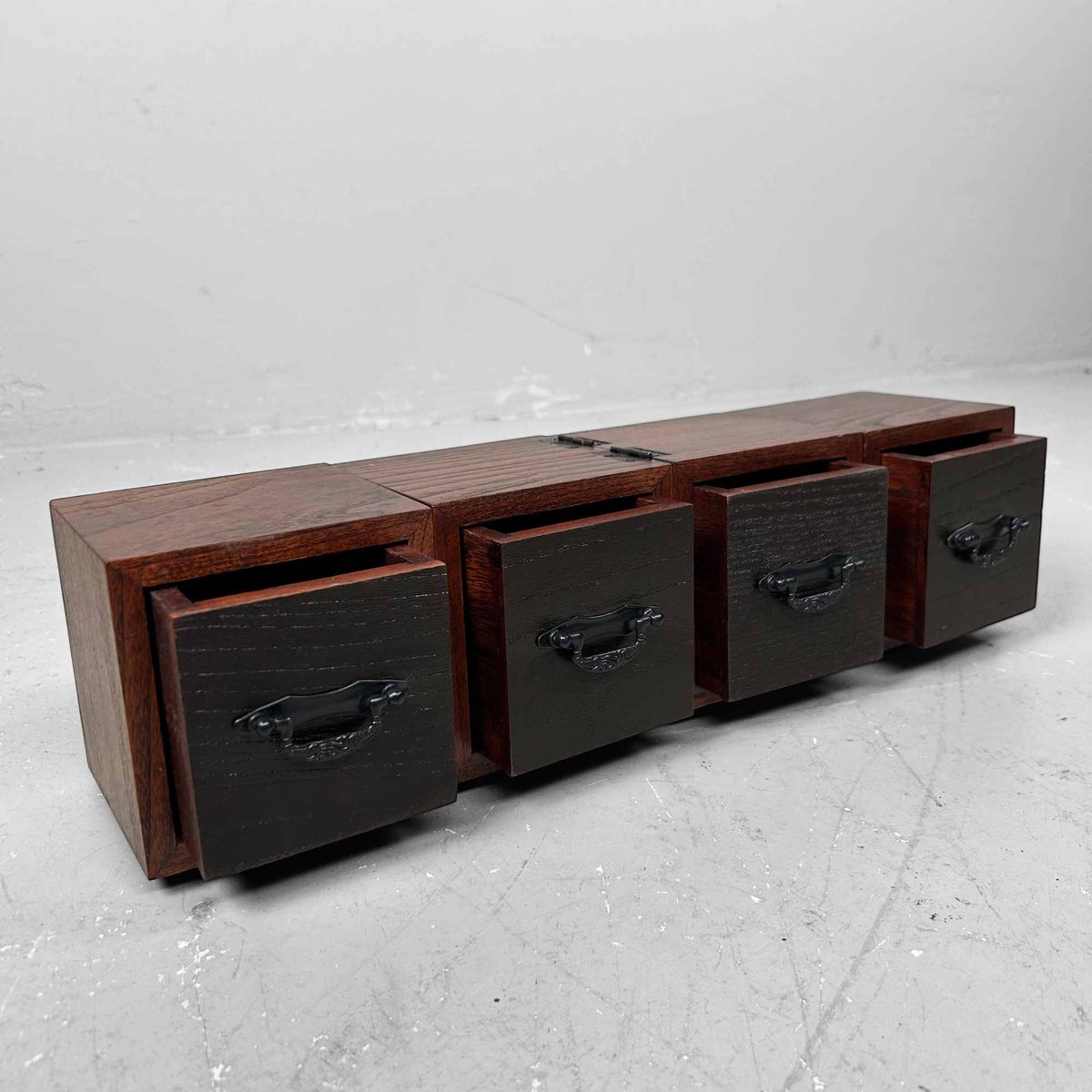 Small Japanese Shōwa Modular Drawer Cabinet, 1970s for sale at Pamono