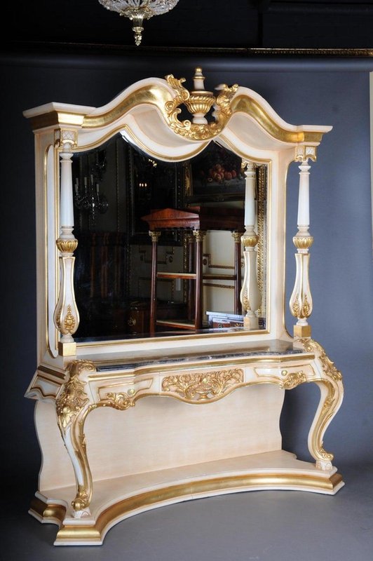 Antique Baroque Dressing Table for sale at Pamono