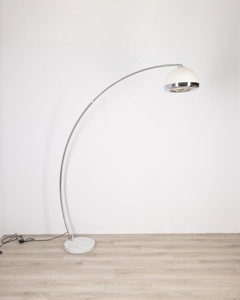 Vintage Italian Arc Lamp in Marble and Metal, 1970s for sale at Pamono