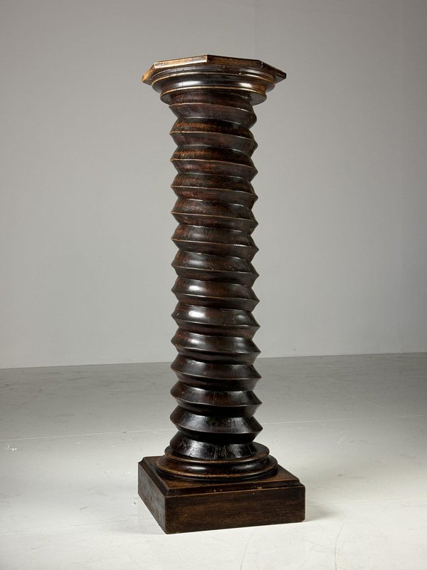 French Column Screw for sale at Pamono