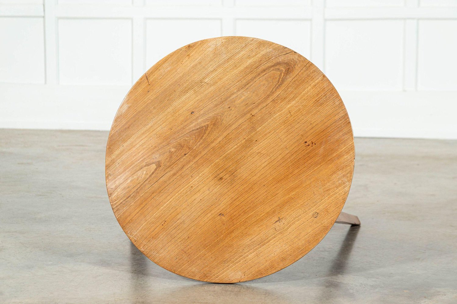 English Vernacular Ash Cricket Table, 1894 for sale at Pamono