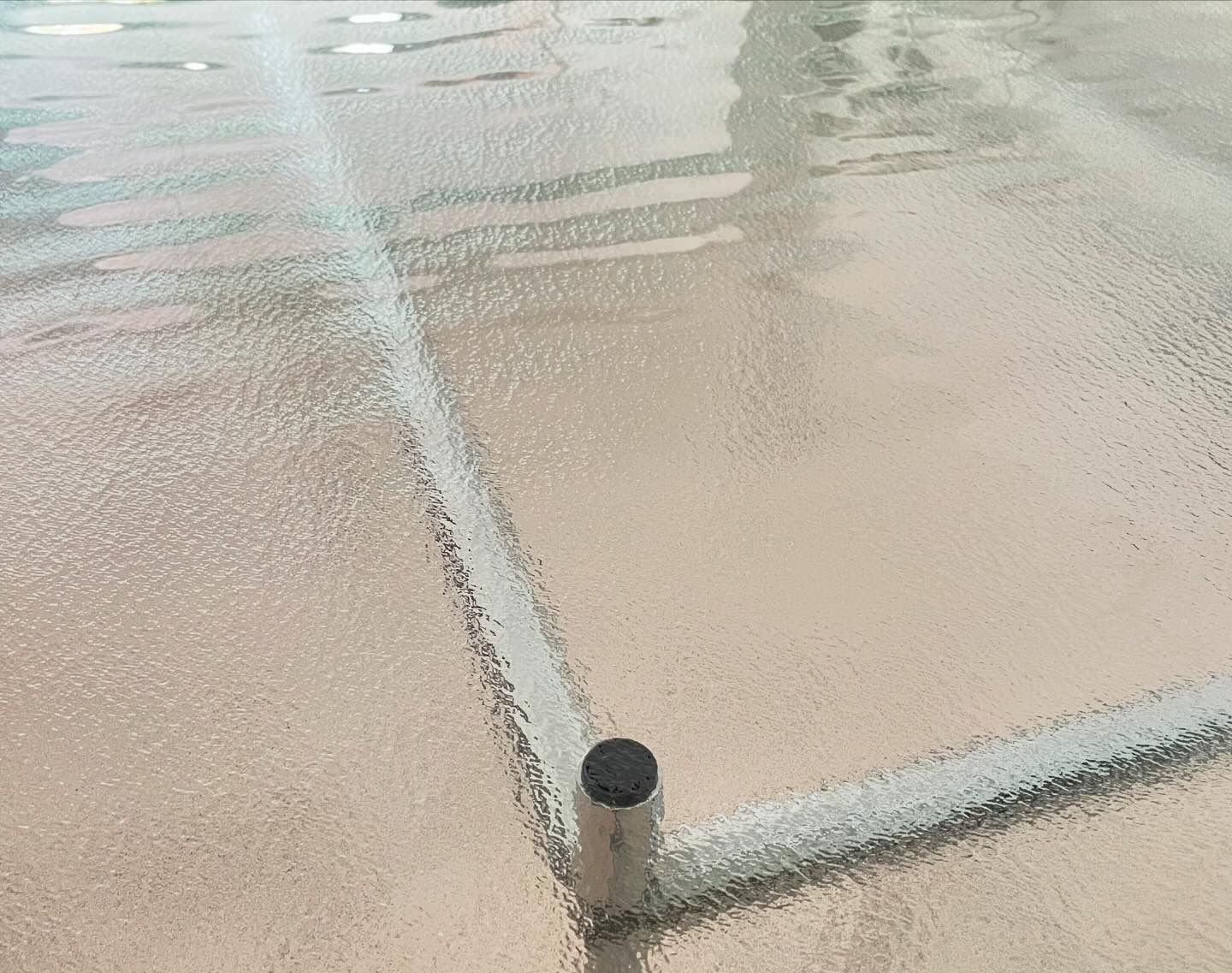 Modell LC12 La Roche Tisch von Le Corbusier & Pierre Jeanneret für ...