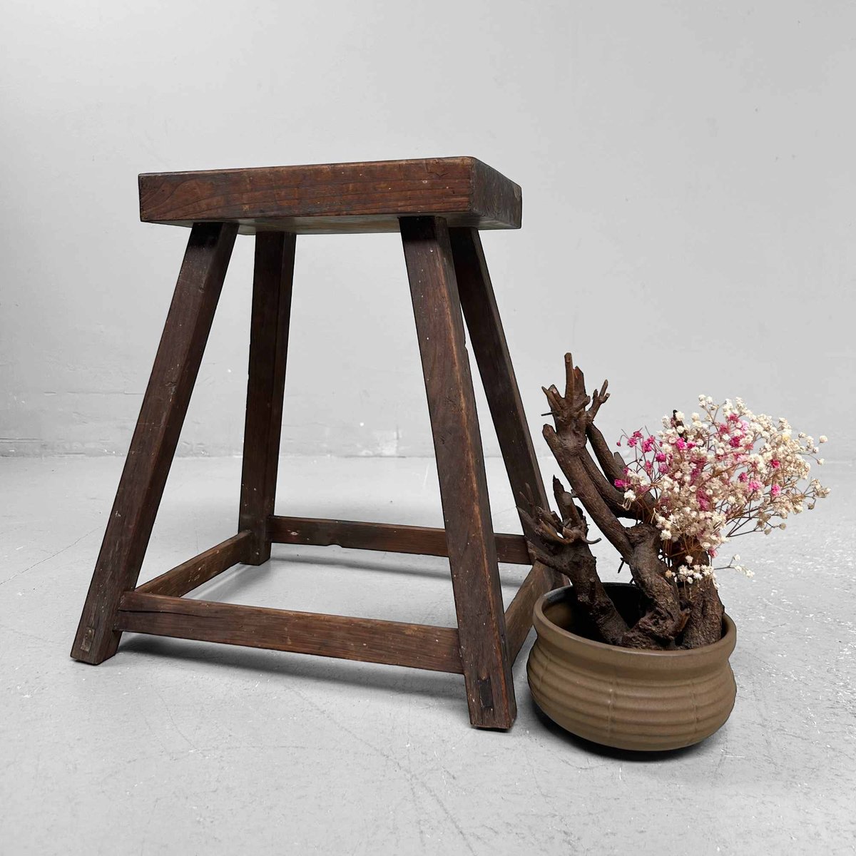 Fumidai Wooden Stool, Taishō Period, Japan, 1920s for sale at Pamono