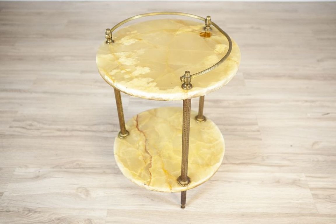 Round Onyx Side Table, 1960s for sale at Pamono