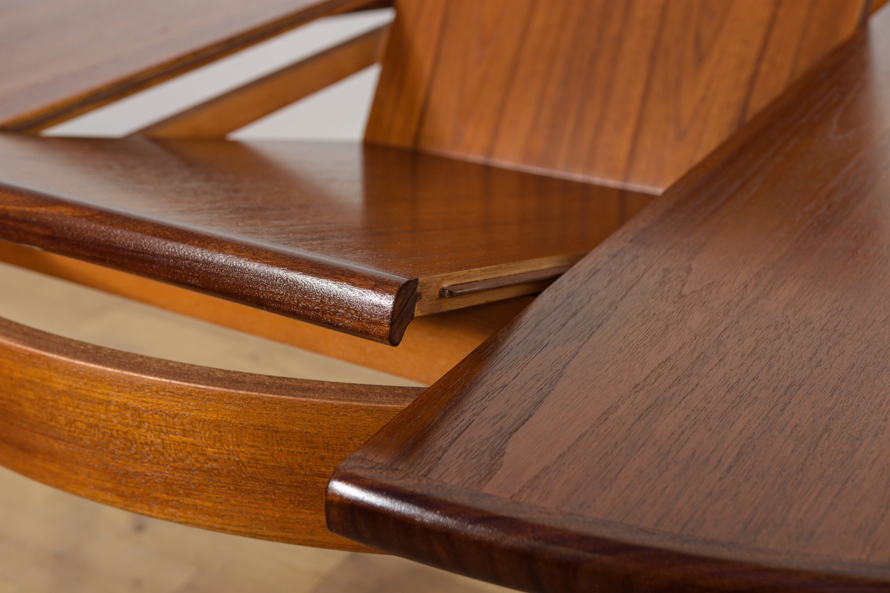 Mid-Century Round Fresco Dining Table in Teak from G-Plan, 1960s for ...