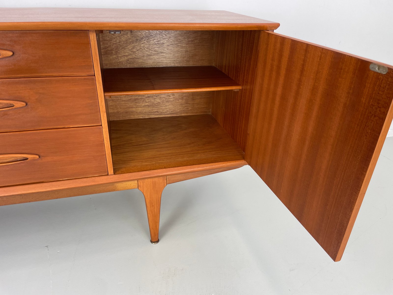 Vintage Sideboard from Jentique, 1960s for sale at Pamono