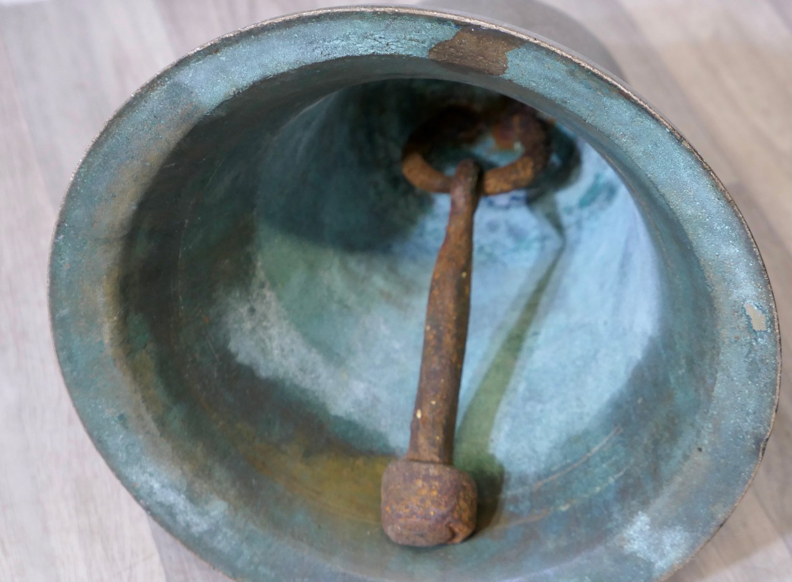 Antique French Bronze Bell by Biron Paris for sale at Pamono