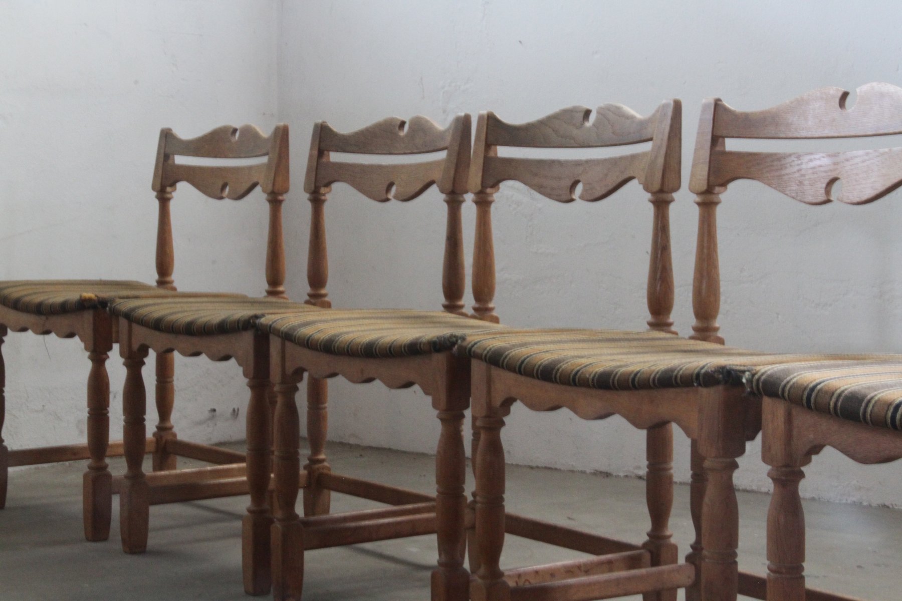 Vintage Dining Room Chiars by Henning Kjærnulf, 1960s, Set of 6 for ...