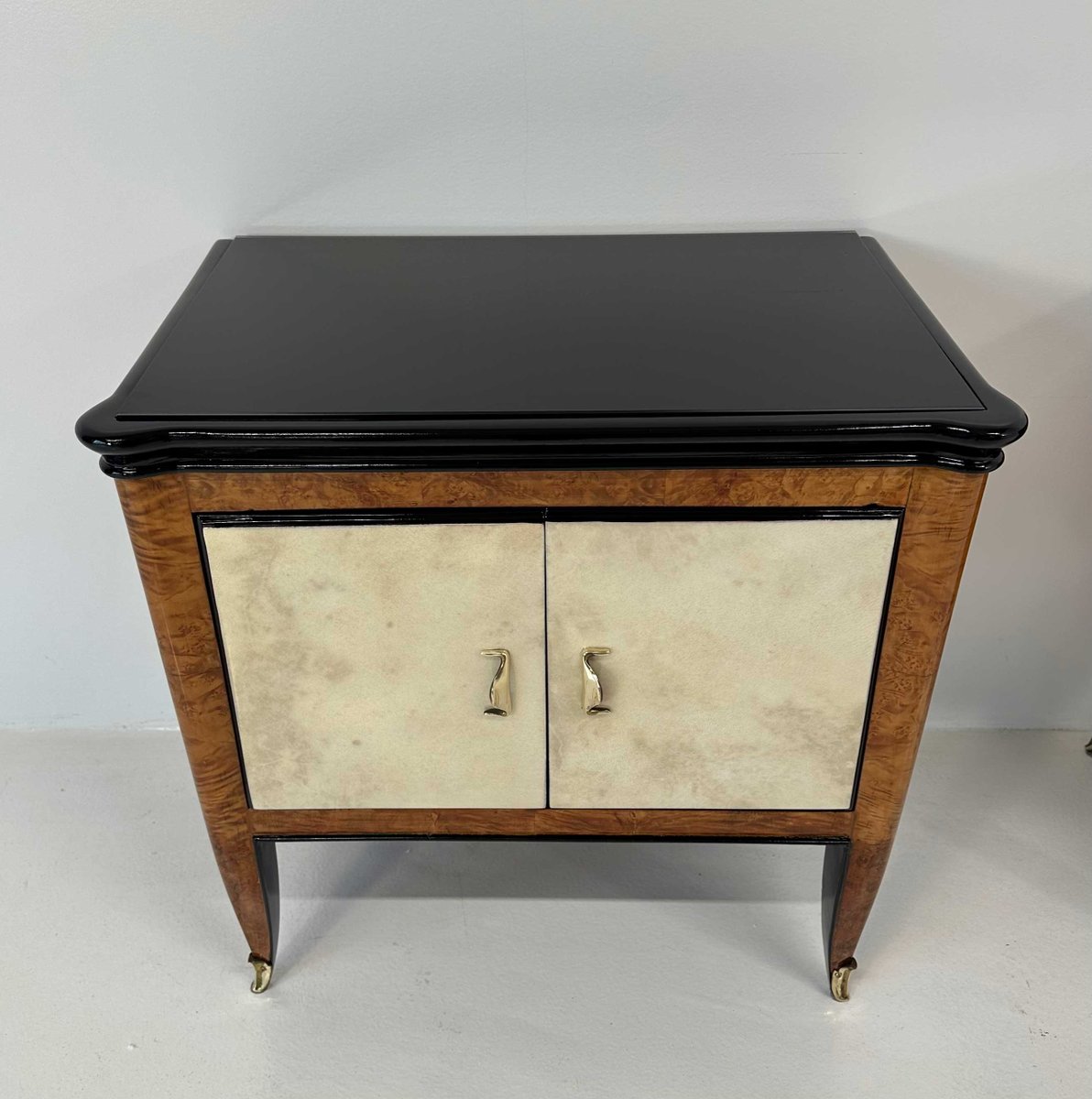 Art Deco Italian Parchment, Black Lacquer and Maple Briar Nightstands ...