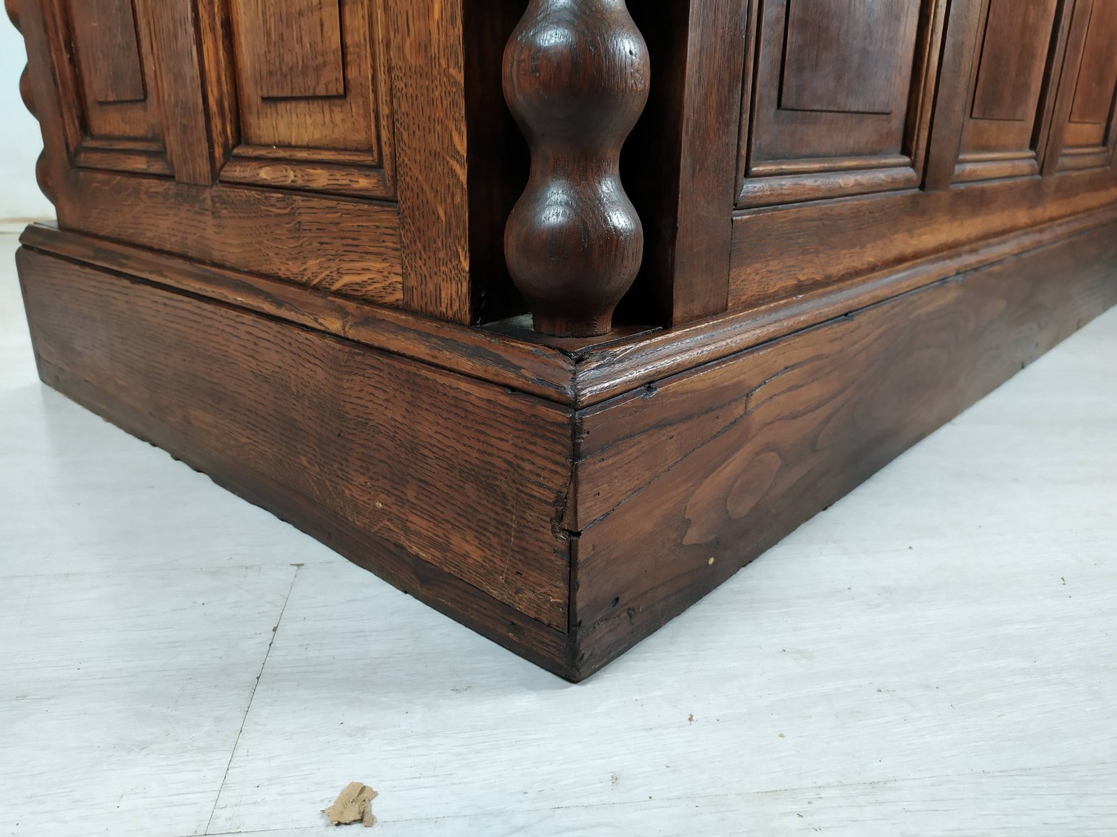 Trade Bench with Oak Drawers for sale at Pamono