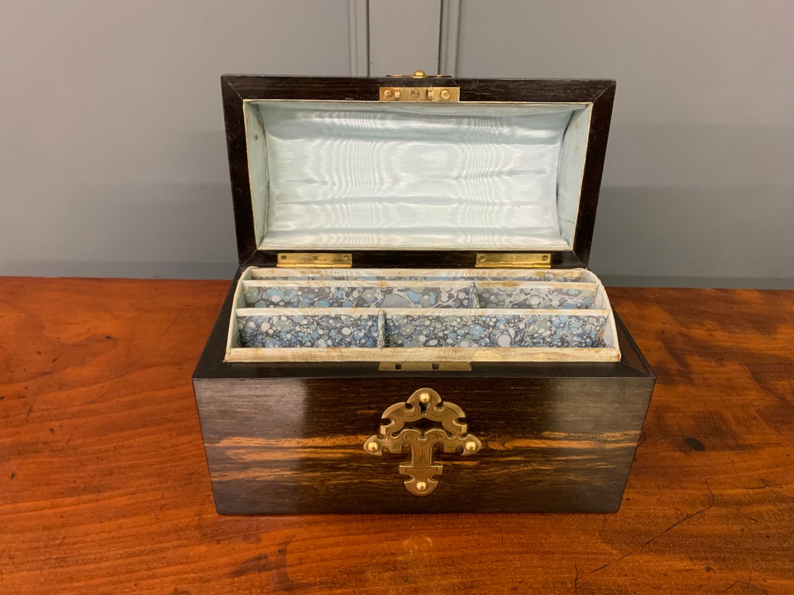 Victorian Coromandel Stationary Casket, 1860 for sale at Pamono