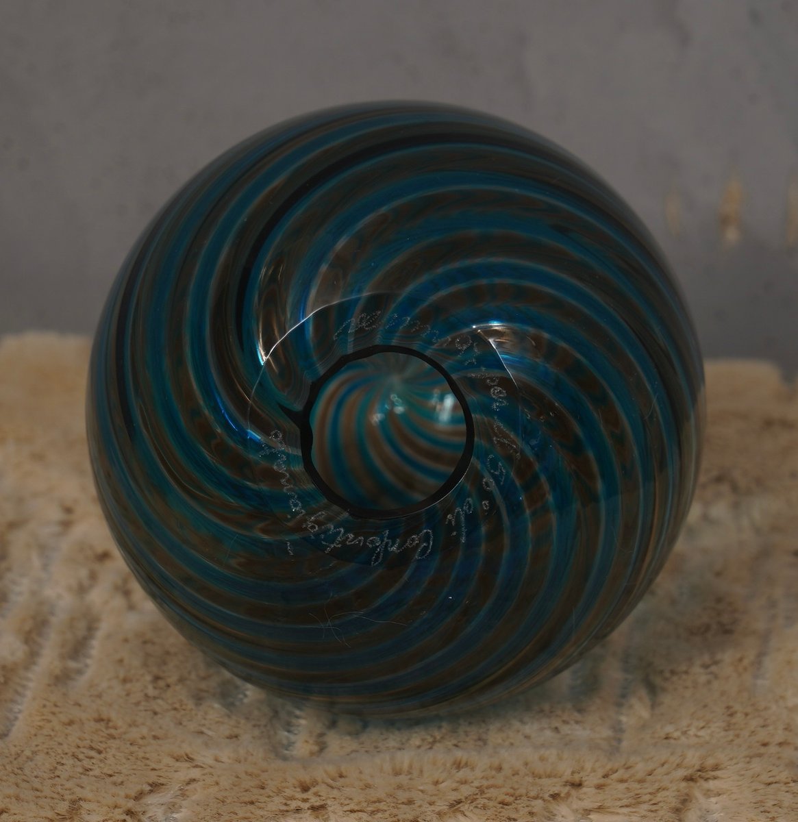 Venini Murano Art Glass Egg 50th Confartigianato Series Egg, 1997 for sale at Pamono