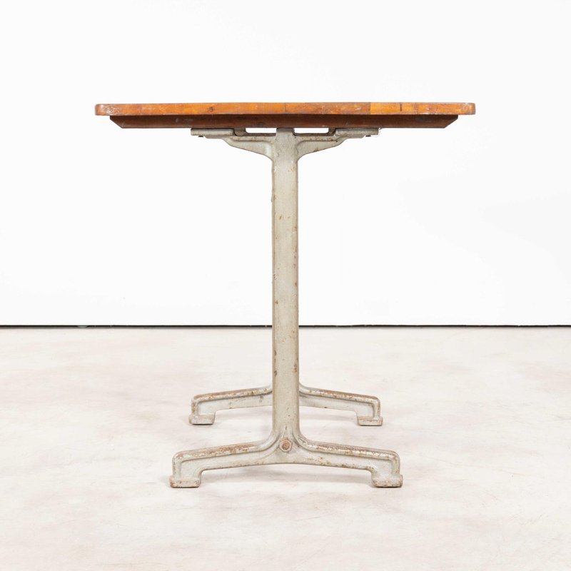 Vintage Bistro Dining Table, 1940s for sale at Pamono