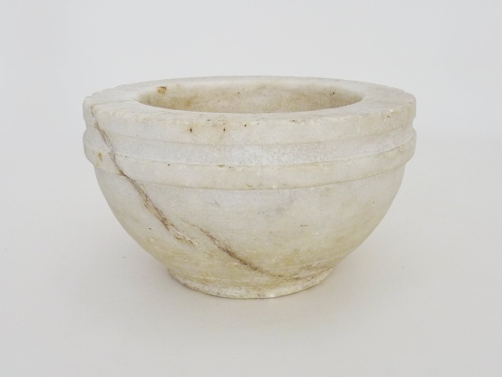 19th Century ivory Marble Mortar for sale at Pamono