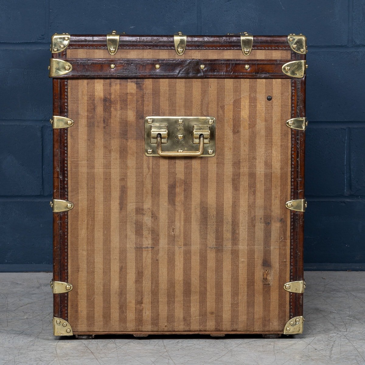 Antique French Courier Trunk in Striped Canvas from Louis Vuitton, 1885 ...
