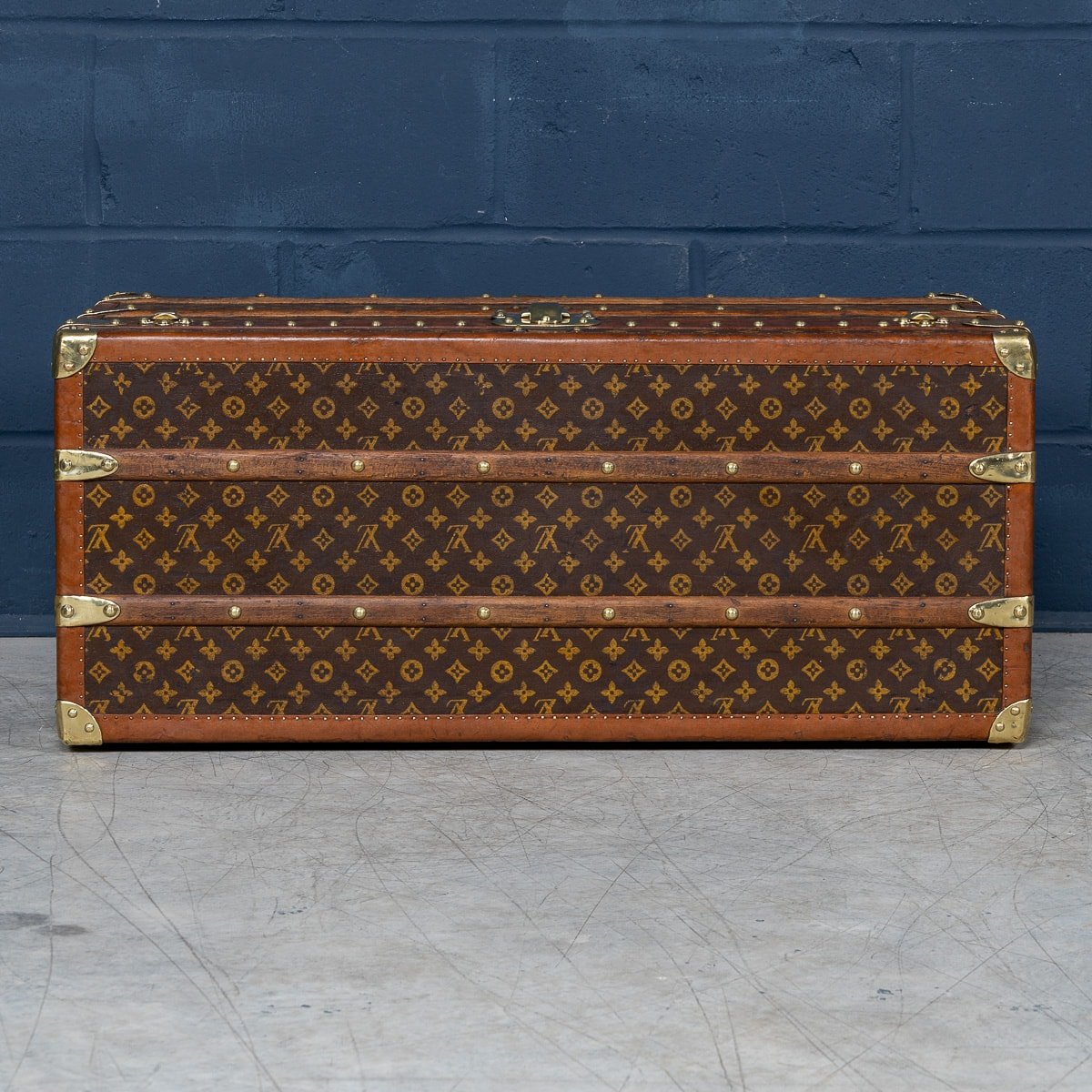 Vintage French Shoe Trunk from Louis Vuitton, 1930 for sale at Pamono