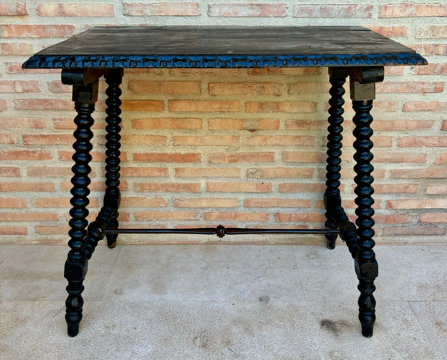 Early 20th Century Spanish Side Table with Turned Legs and Iron ...