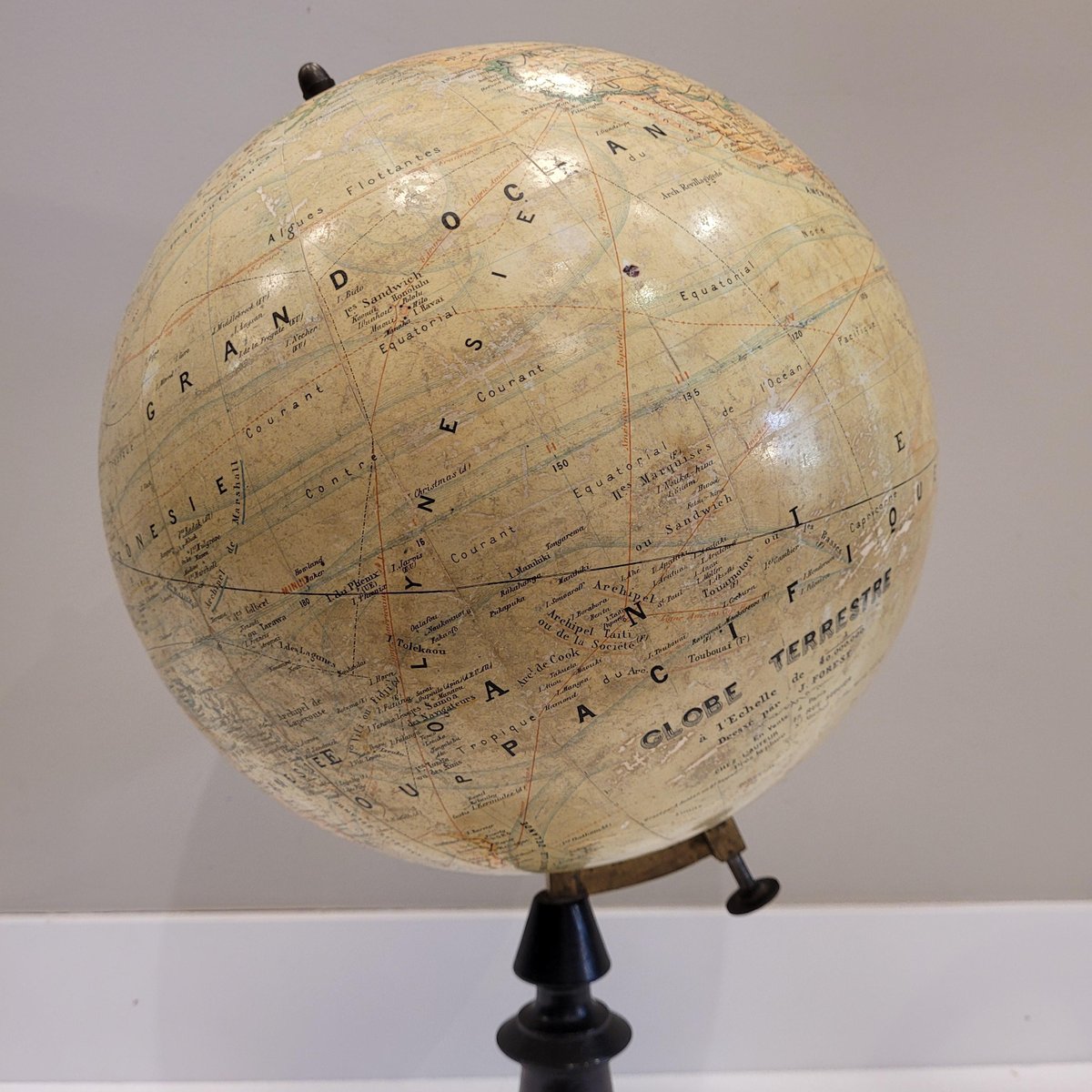 French Earth Globe by J. Forest for sale at Pamono